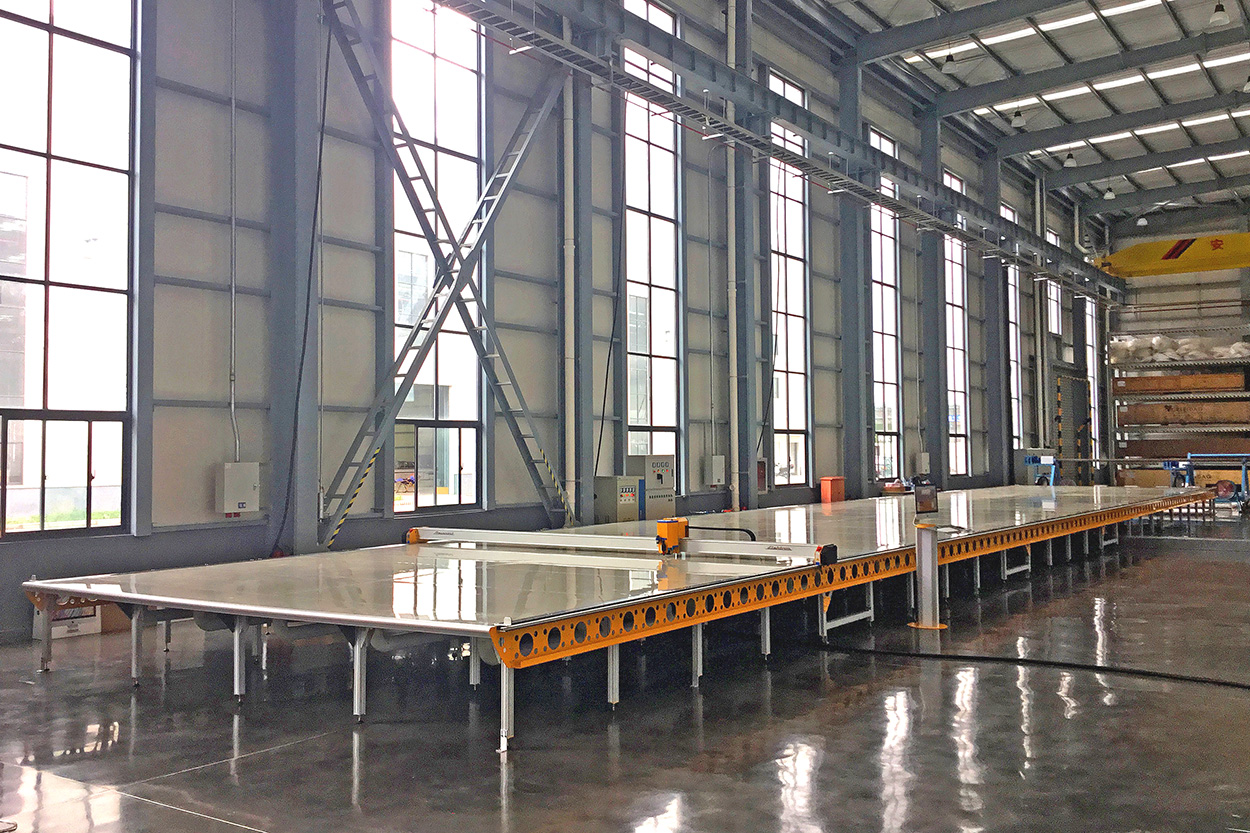 Modular vacuum bed cutting tables